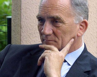 Charles Millon – Ancien Ministre de la Défense et Diplomate